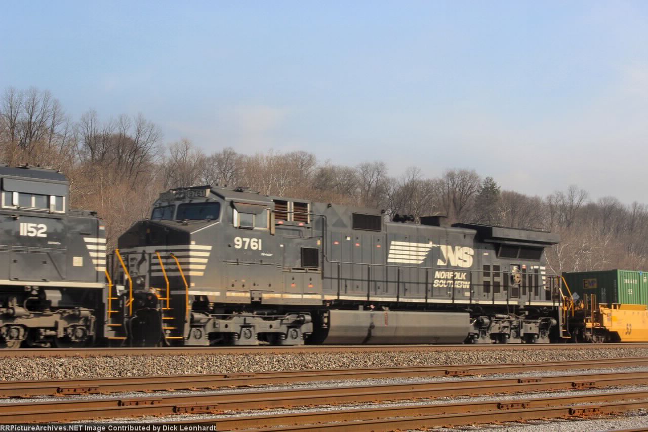 NS 9761